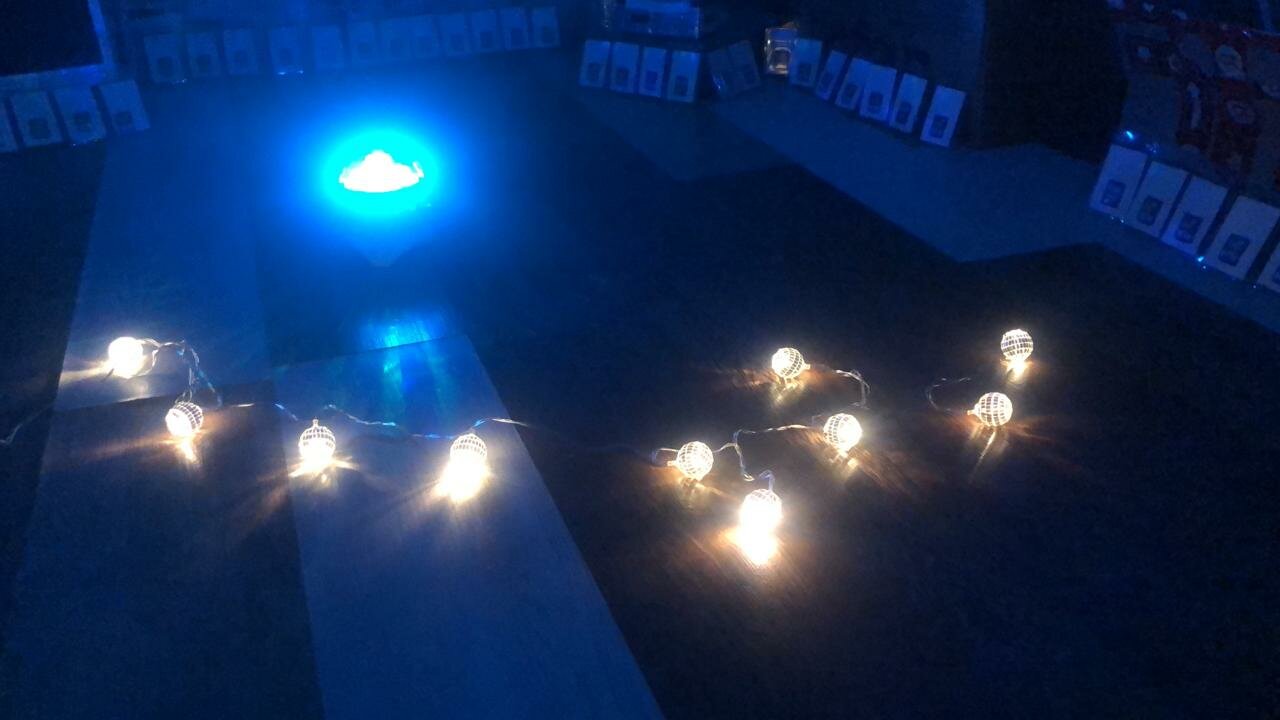 Гирлянда светодиодная, Шарики Белый теплый 20 Led, 2,5 метров, для Дома. На Батарейках. АА-2 шт.