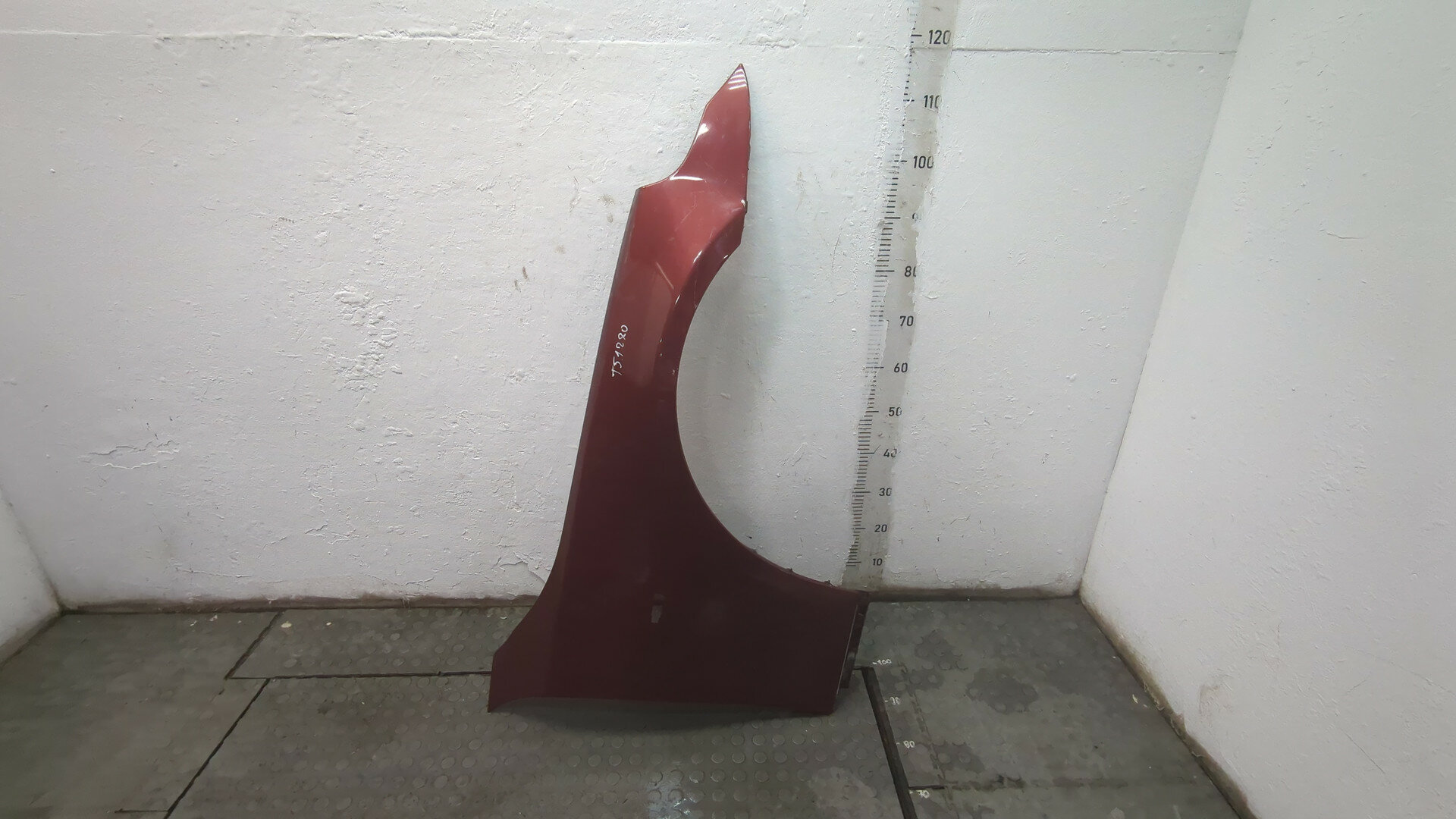 Крыло правое переднее BMW 5 E60 Б/У