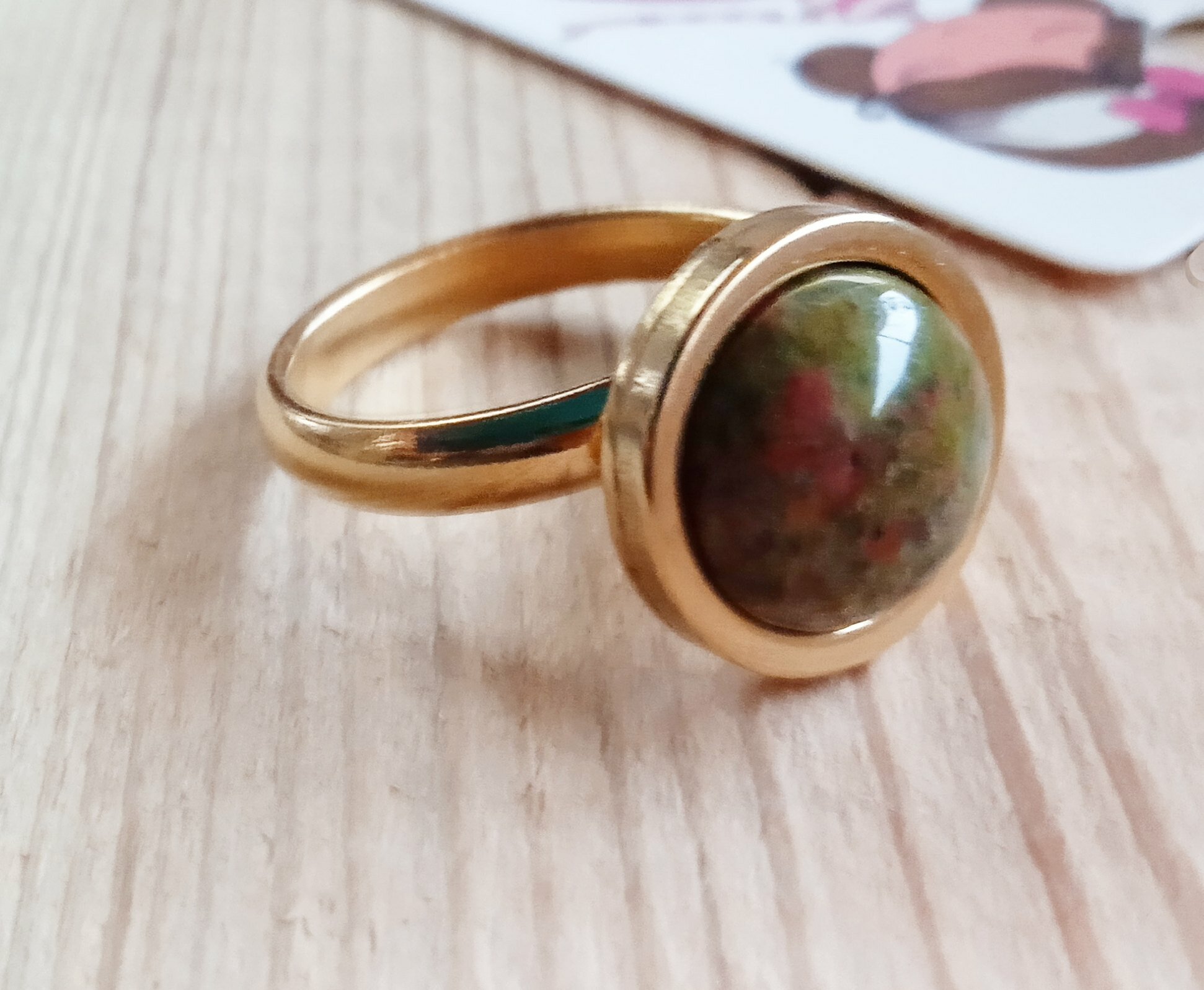 Кольцо, унакит