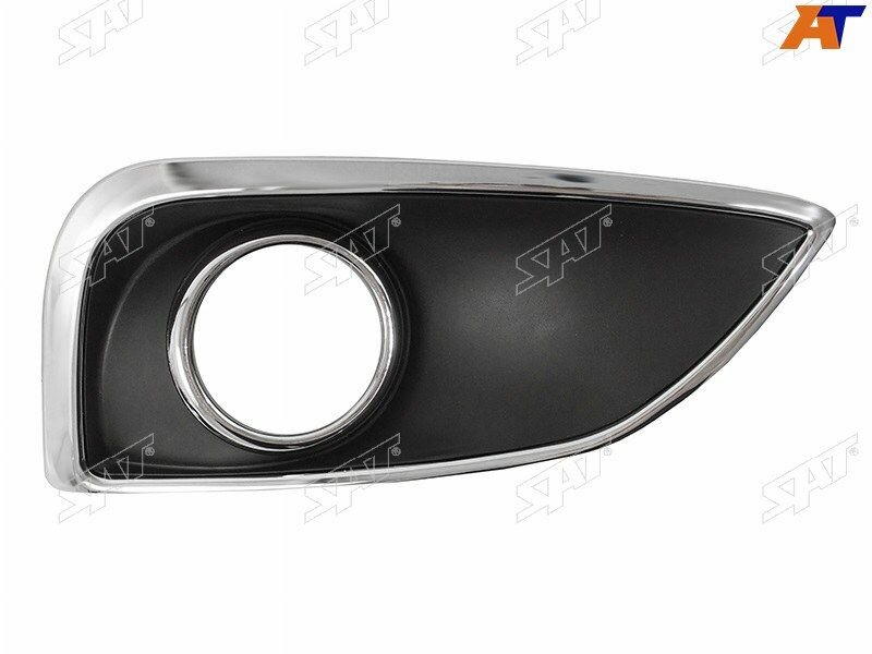 . SAT Оправа ПТФ для HYUNDAI IX35 10-15 правая
