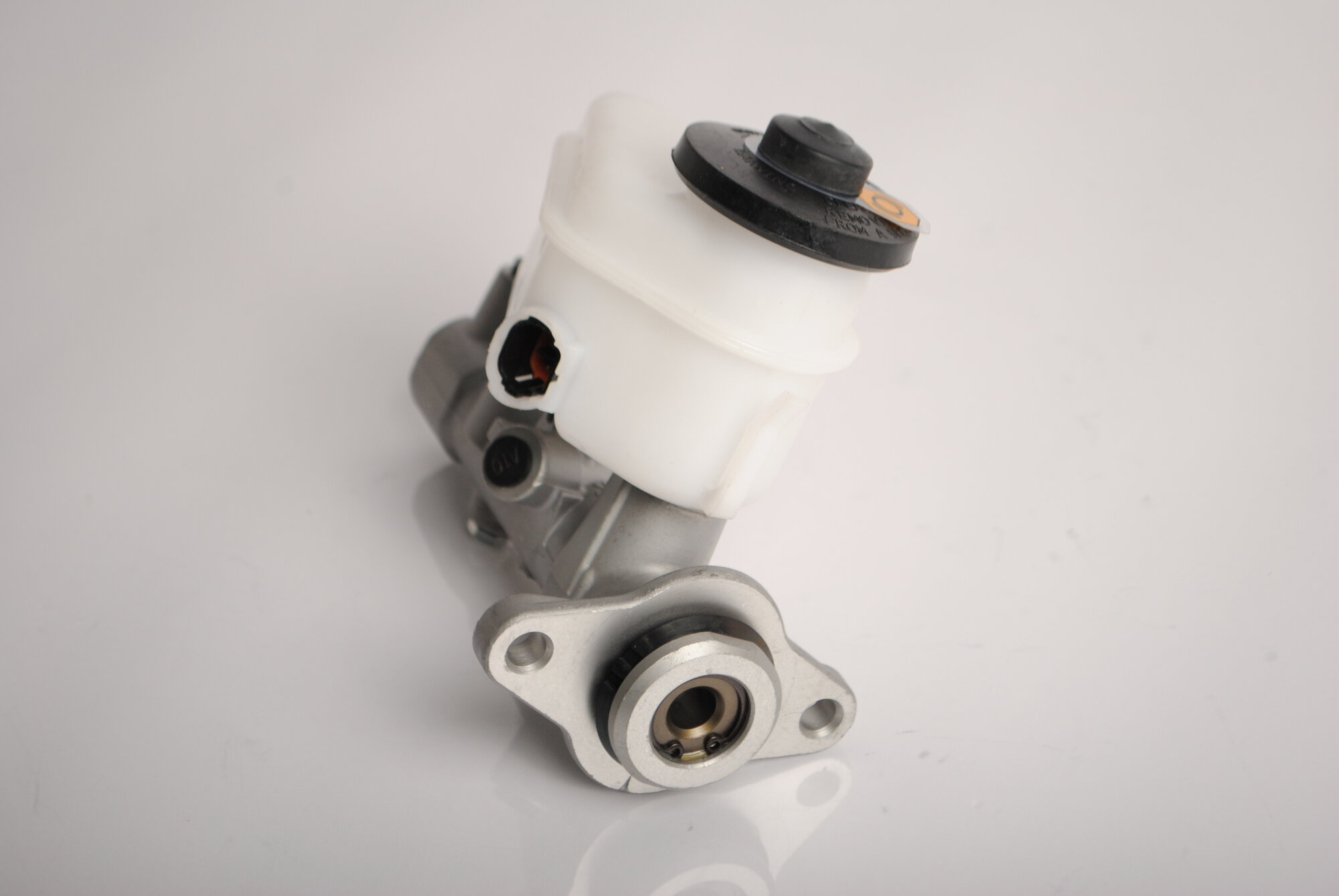 Главный тормозной цилиндр 47201-12870 Powertec TOYOTA