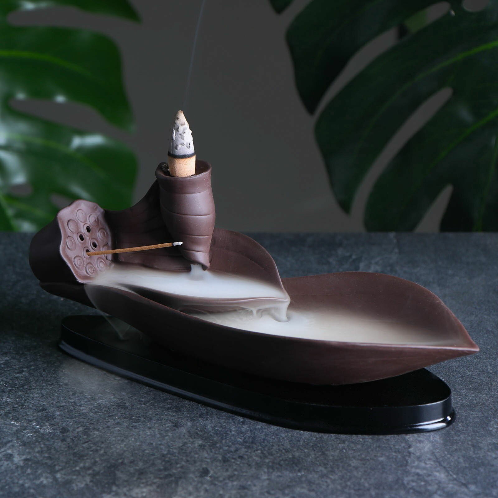 Подставка для благовоний "Лотос", набор благовоний конусы, стелющийся дым, 22x8 см