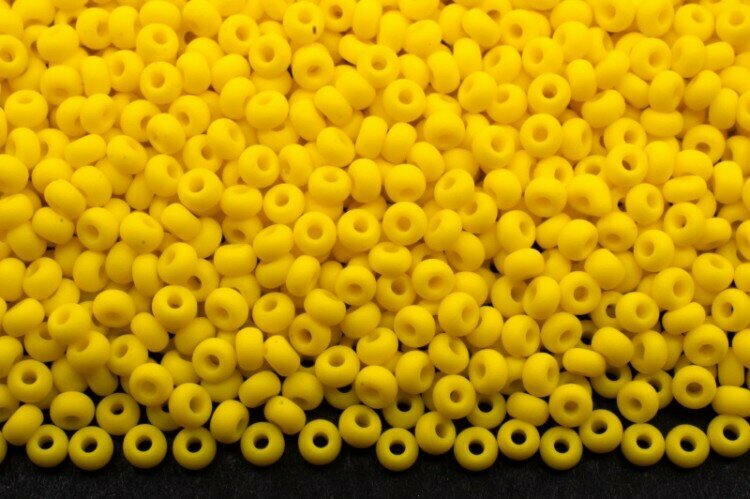 Бисер чешский PRECIOSA круглый 10/0 83110М матовый желтый непрозрачный, 1 сорт, 50г