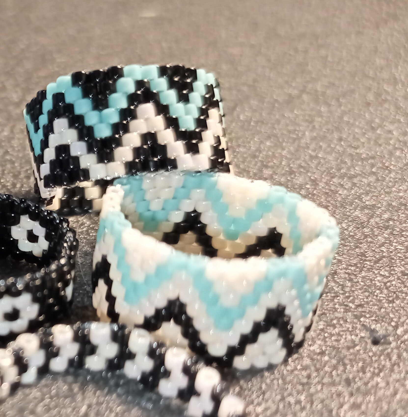 Кольцо плетеное