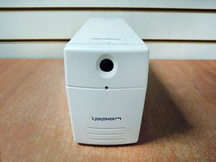 Источник бесперебойного питания автономный Ippon Back Power Pro 500 без АКБ