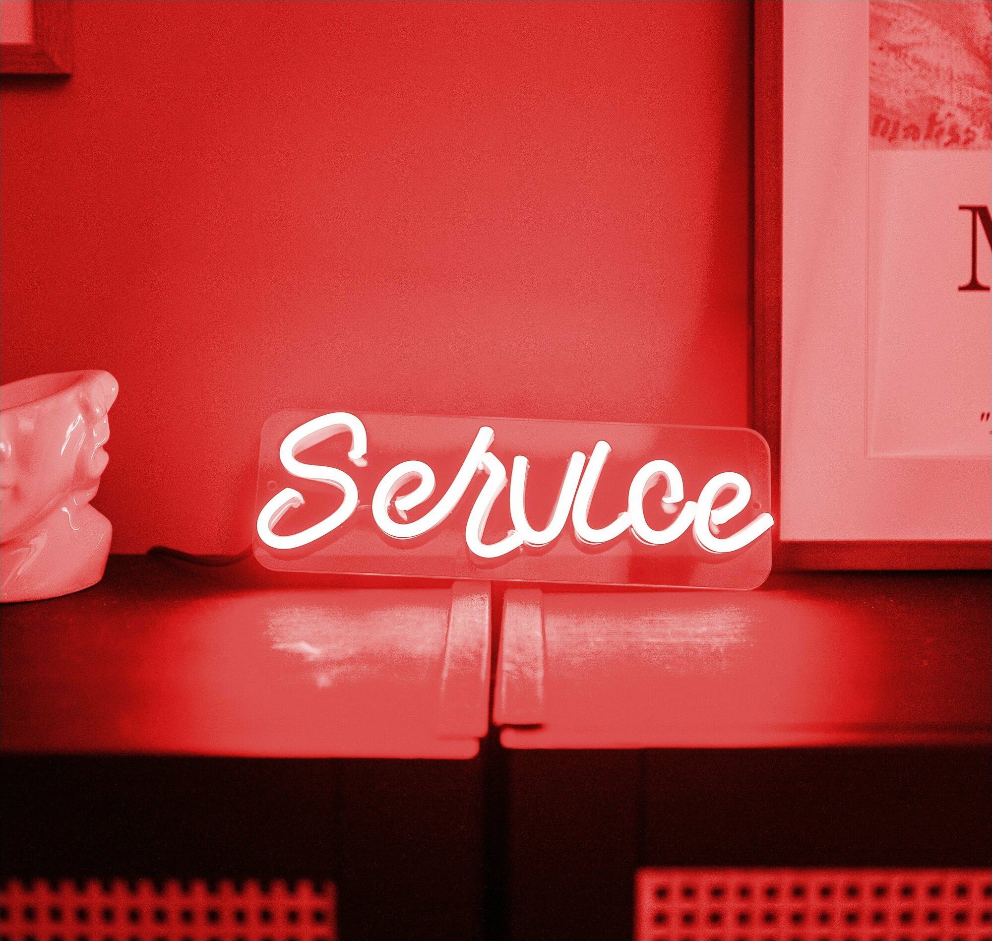 Табличка неоновая Service, 25х8 см, красная