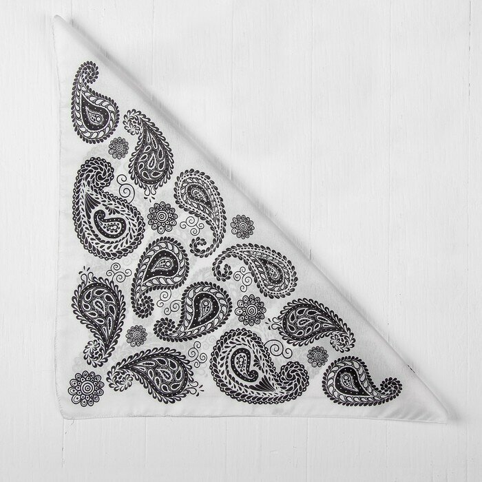 Бандана взрослая Страна Карнавалия "Огурцы", взрослая, 50х50см, цвет белый