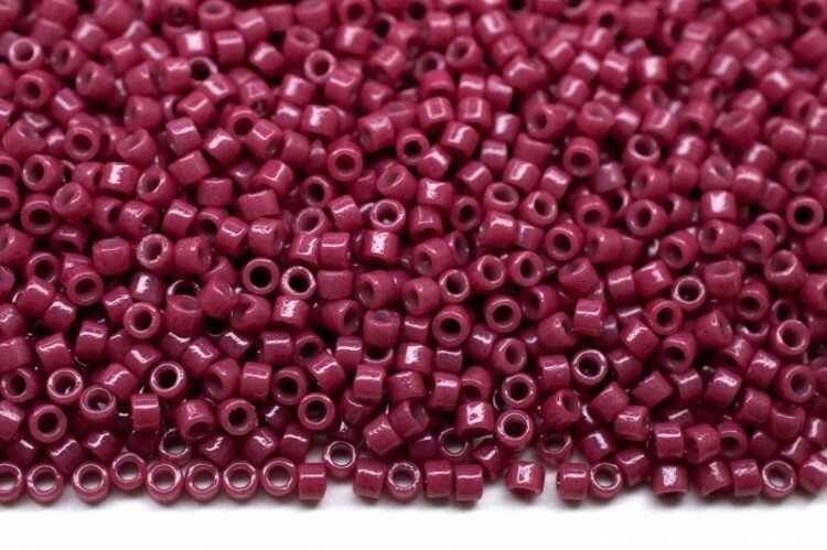 Бисер японский MIYUKI Delica цилиндр 11/0 DB-2118 анютины глазки, непрозрачный Duracoat, 5 грамм