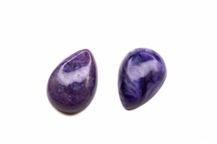 Кабошон капля 14х10мм, Чароит, оттенок фиолетовый, 2013-003, 1шт