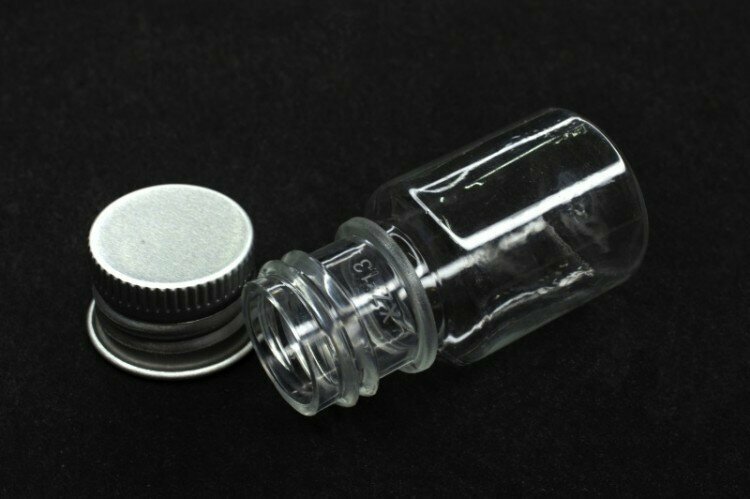 Баночка для хранения бисера, бусин и страз, 22х43мм, объём 5 мл, цвет прозрачный/серебро, пластик/алюминий, 1005-024, 1 шт