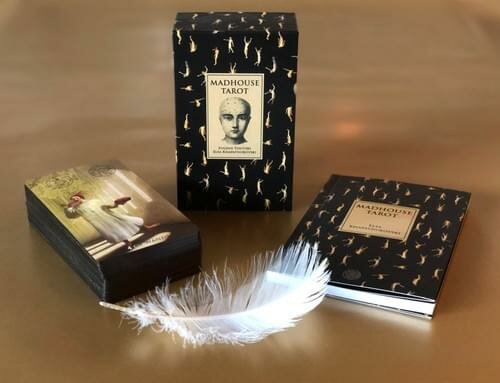 Карты Таро "Madhouse tarot", Tarotmania / Таро Сумасшедшего Дома
