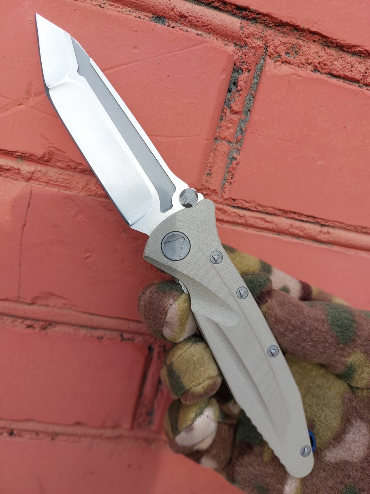 Складной нож Microtech Socom Delta Tanto