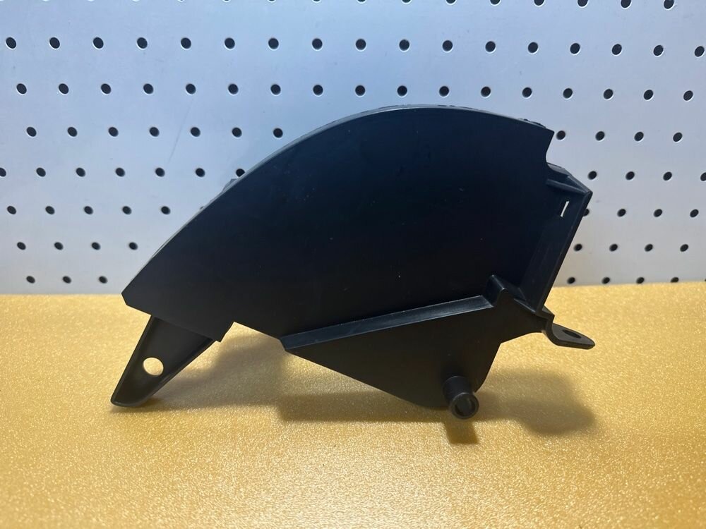 Кронштейн дефлектора кабины нижний левый для MAN TGA (МАН ТГА)