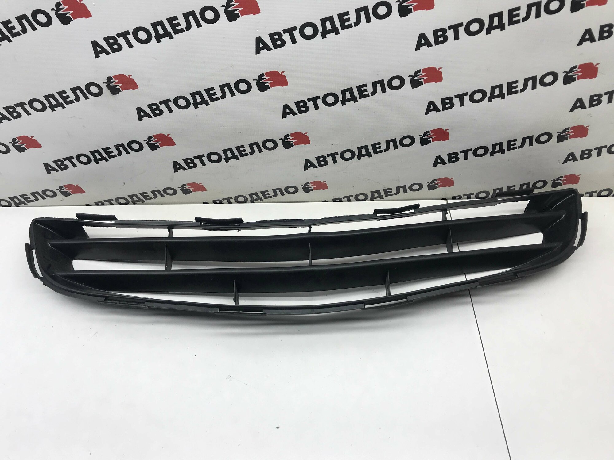 Решетка бампера Geely 1018002986 MK