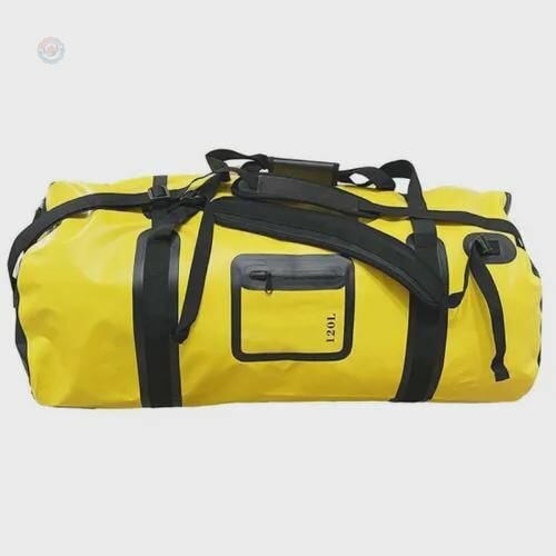 Гермосумка 120 литров водонепроницаемая для туризма и походов с удобными ручками и плечевым ремнем