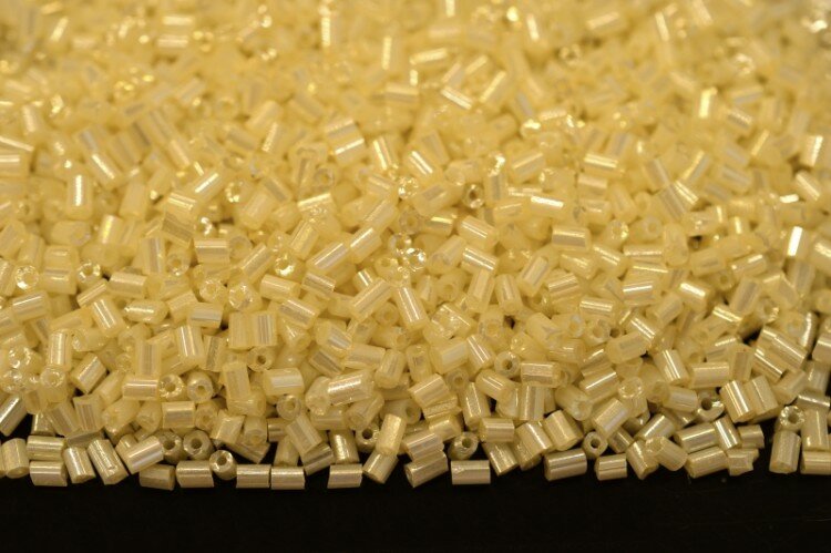 Бисер китайский рубка размер 11/0, цвет 0153 персиковый непрозрачный, блестящий, 450г