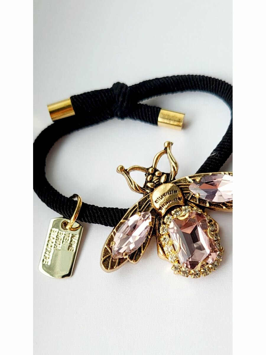 Винтажная резинка для волос "Кристальная пчелка" от бренда VERBA, розовый кристалл