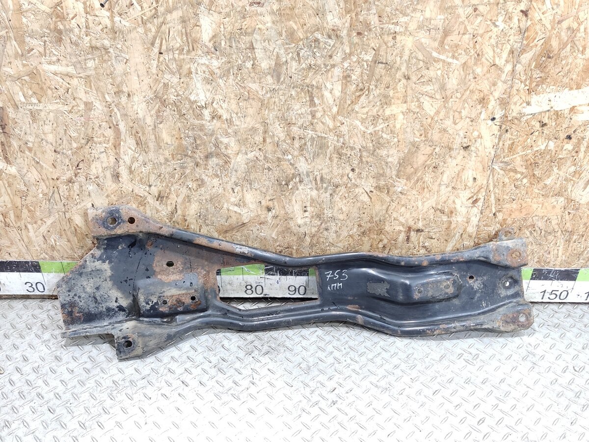 Балка подмоторная продольная KIA Rio 2000 2005 0K30B39800D