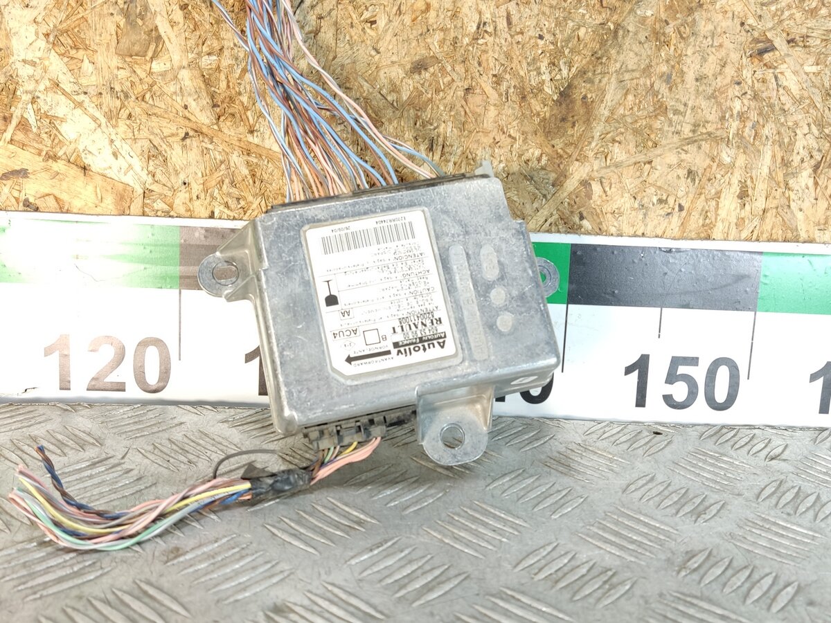 Блок управления Air Bag RENAULT Megane 2003 2009 8200411008