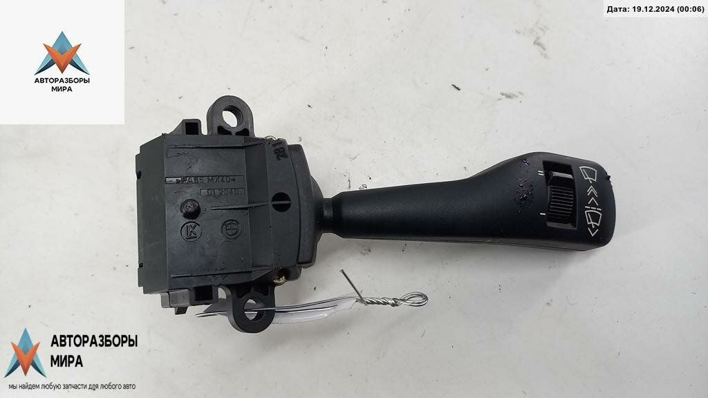 Переключатель дворников BMW 5 E39 рест. 2001 8363669