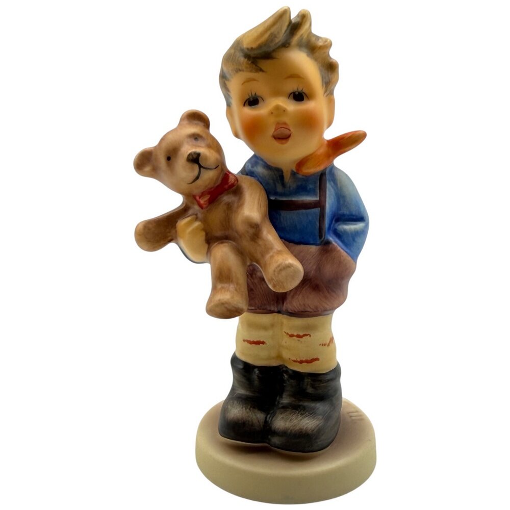 Фарфоровая статуэтка "Christmas Gif - Подарок к Рождеству", 9 см, Hummel, 1998 г, Goebel, Германия