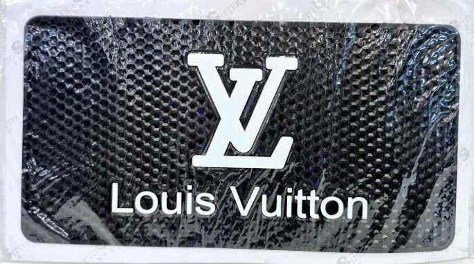 Коврик противоскользящий LOUIS VUITTON PREMIUM для телефона на панель автомобиля / Коврик держатель для телефона автомобильный, силиконовый, 25х13 см