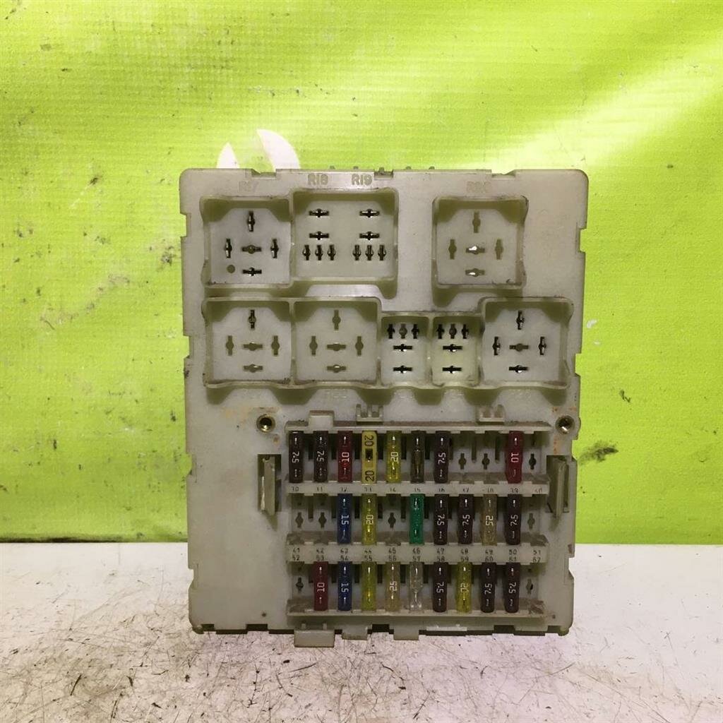 Блок предохранителей Ford Focus 1 1998-2004