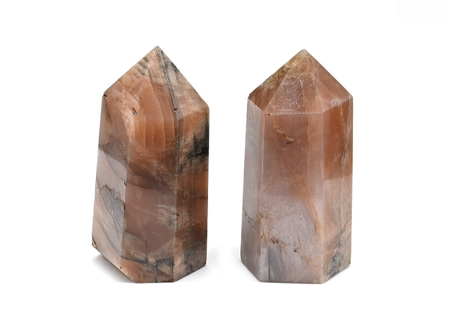 Кристалл из гелиолита (солнечный камень) "Карандаш" 25*24*55мм, 56-57г .