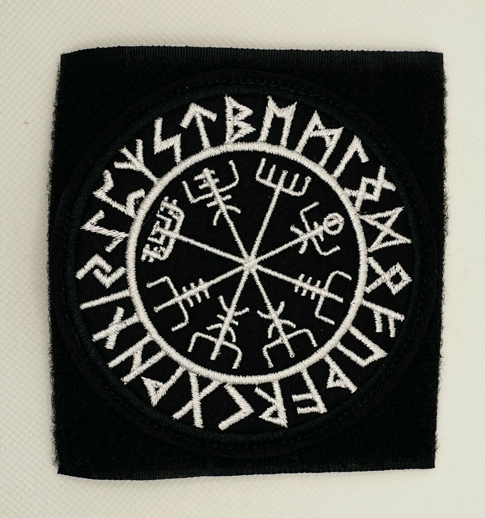 Нашивка на липучке шеврон Вегзвизир 9,5см ч/б СЛ