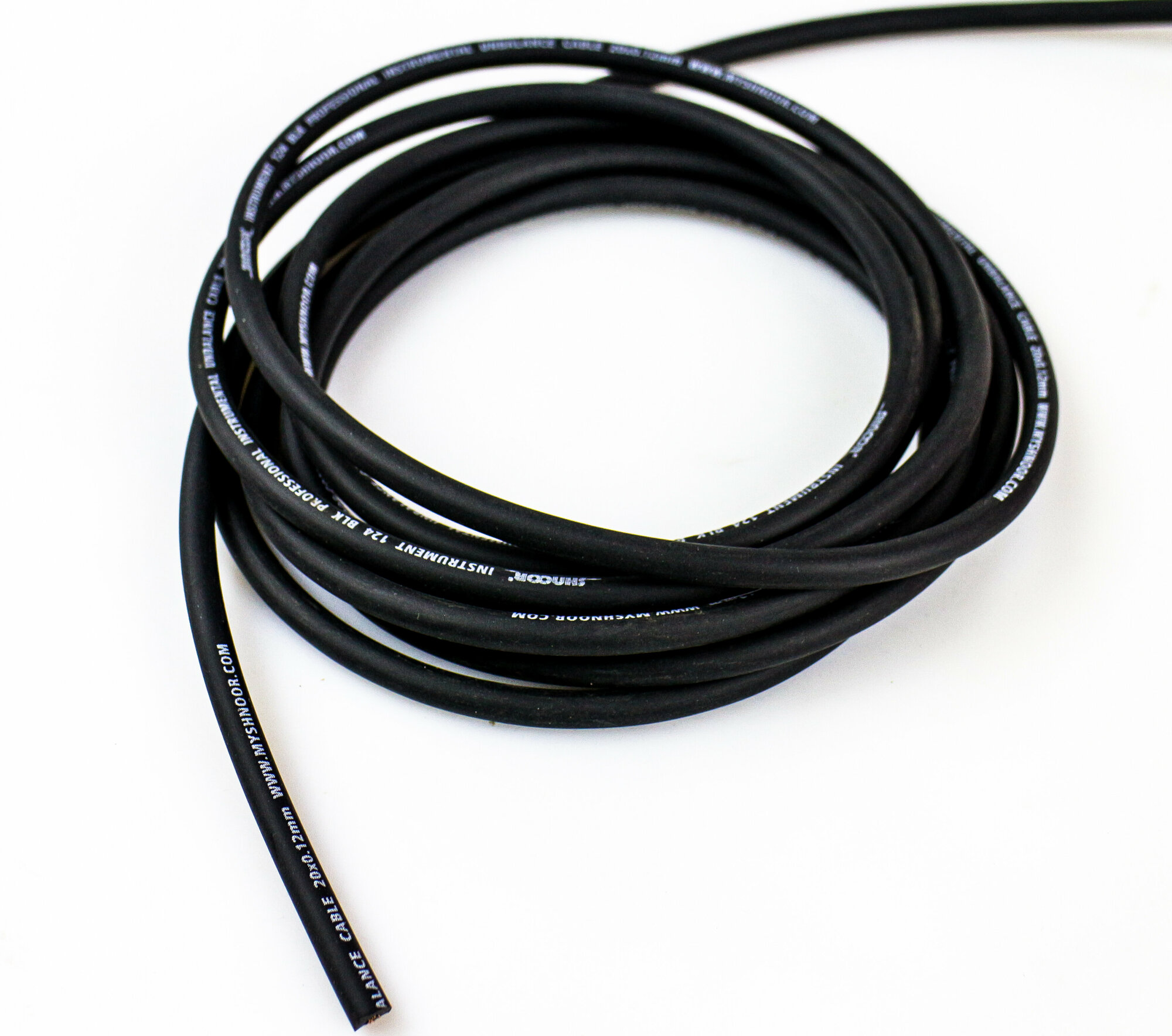 Кабель инструментальный SHNOOR 124BLK, цена за 1 м