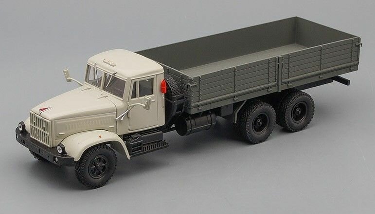 Масштабная модель грузовика коллекционная краз 257Б1 бортовой (1987-1994), серый