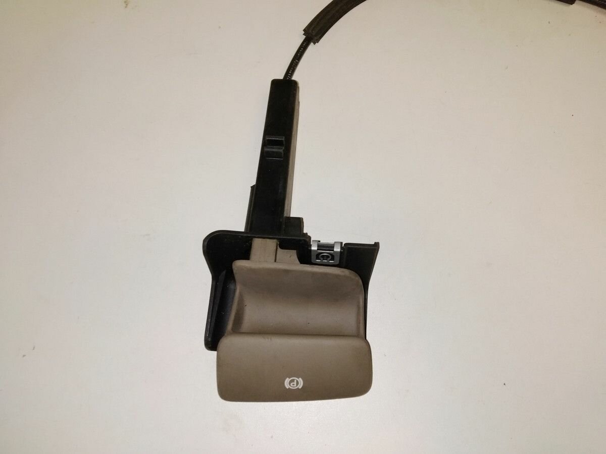 Механизм ручка стояночного тормоза кнопка Audi Q7