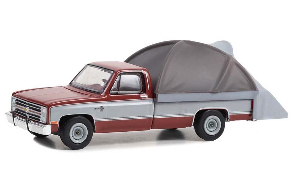Модель коллекционная Chevrolet C20 silverado с палаткой 1983 carmine red/silver metallic (длина модели 6-10 см)