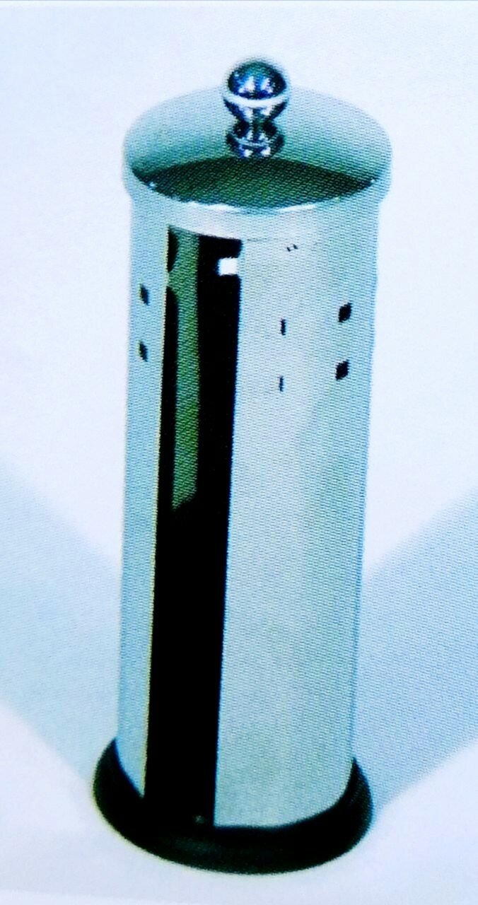 Контейнер для ватных дисков металлический с крышкой для ванной. Произведён Testrut (Германия).