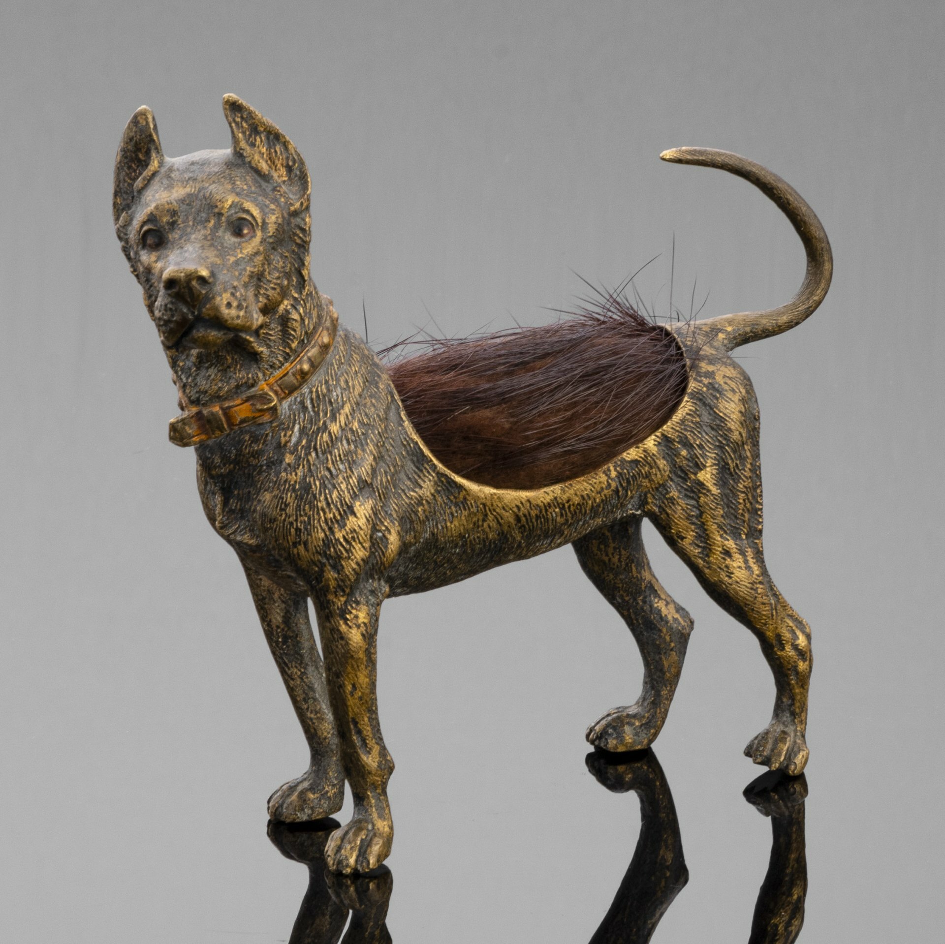 Статуэтка (перочистка) "Дог", бронза, крашение, Австрия, 1900-1910 гг.