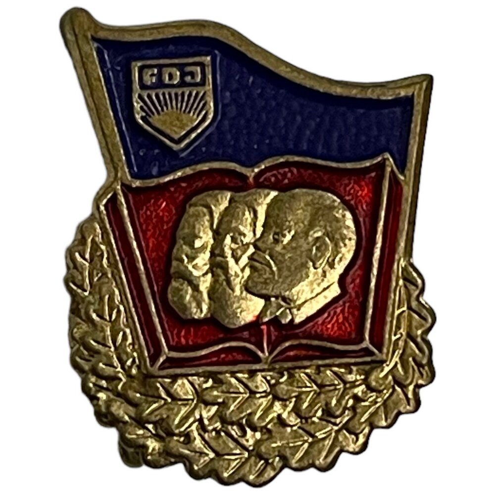 Знак "Союз свободной немецкой молодежи" Германия (ГДР) 1971-1990 гг.