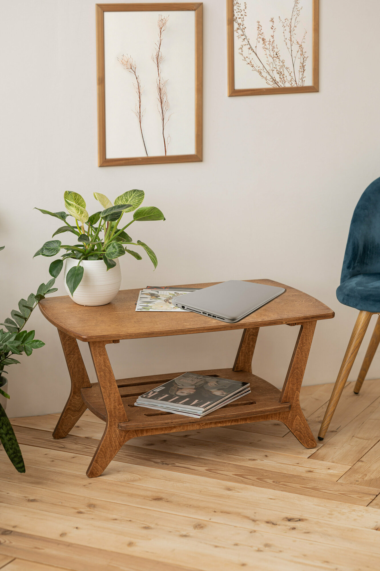 Журнальный стол "ретро" , Приставной, Деревянный классический столик, 80х50х42 см