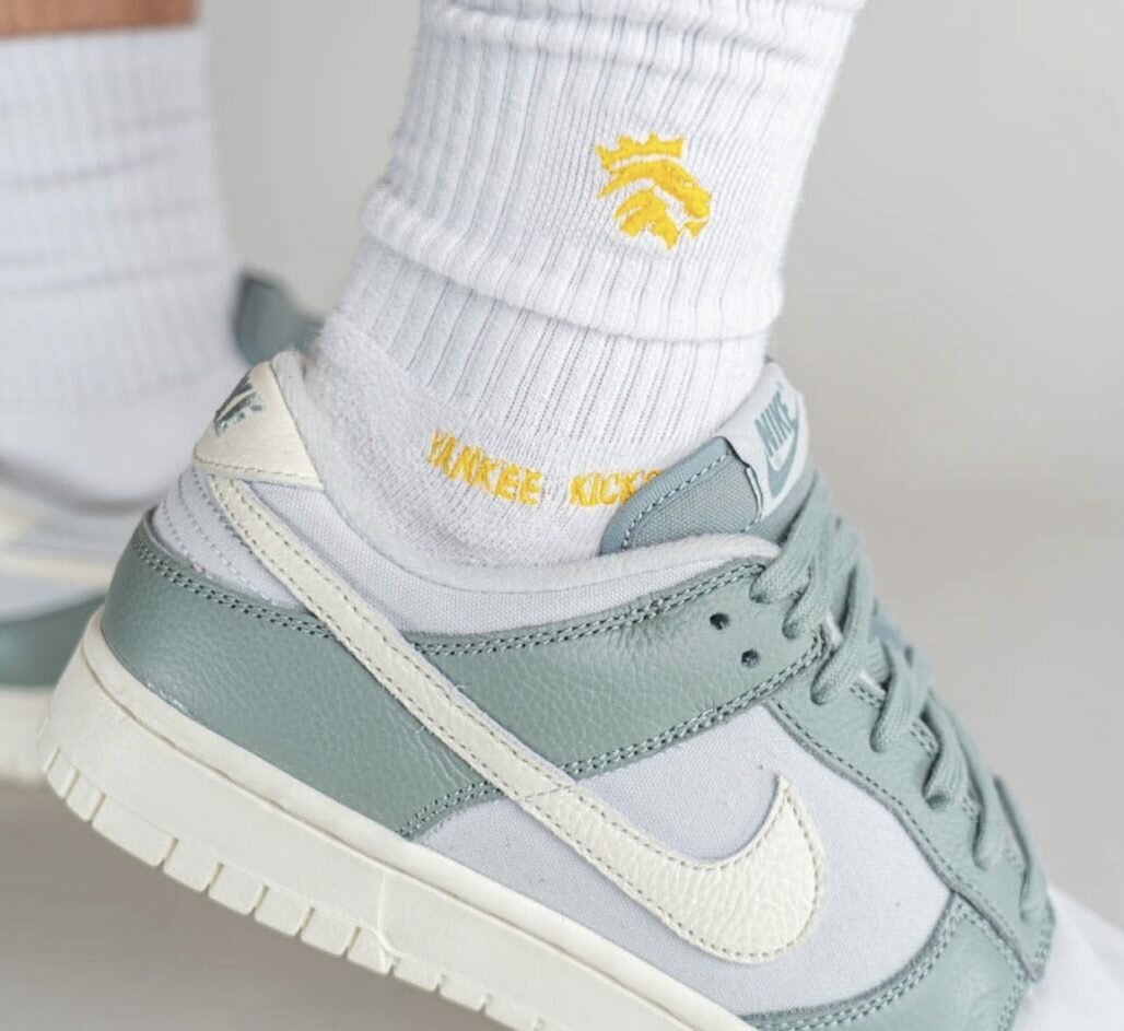 Купить Кроссовки NIKE Dunk Low 42,5 за 19399р. с доставкой