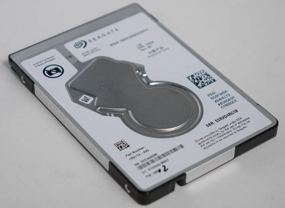 Внутренний жесткий диск Seagate Mobile HDD ST2000LM007 2 Тб