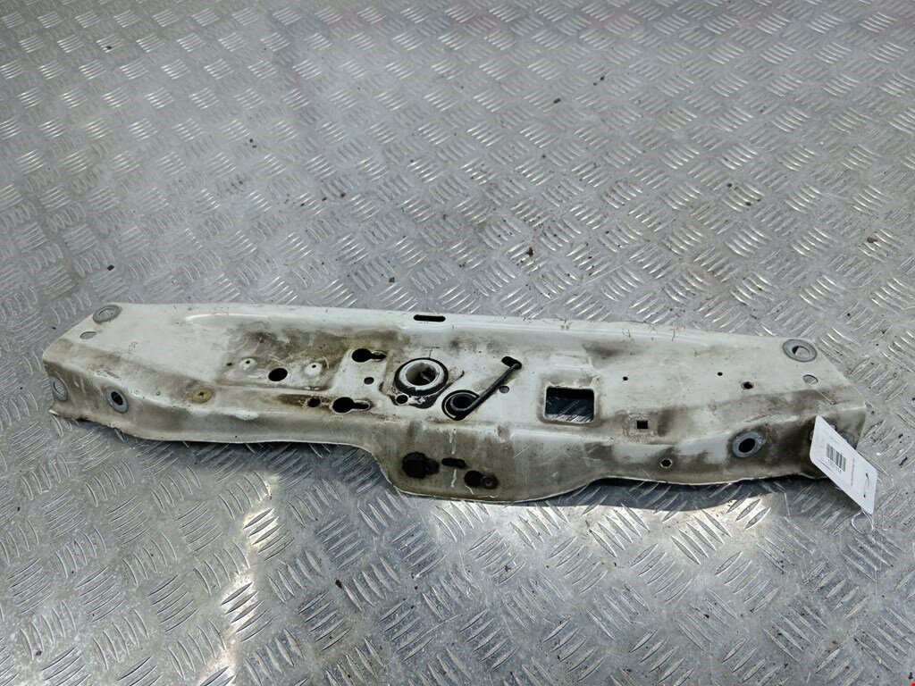 Рамка капота Opel Astra H 93180008 арт. 1927114