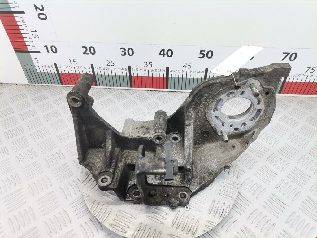 Кронштейн ТНВД Mazda 6 GH RF7J13G00 арт. 2028579