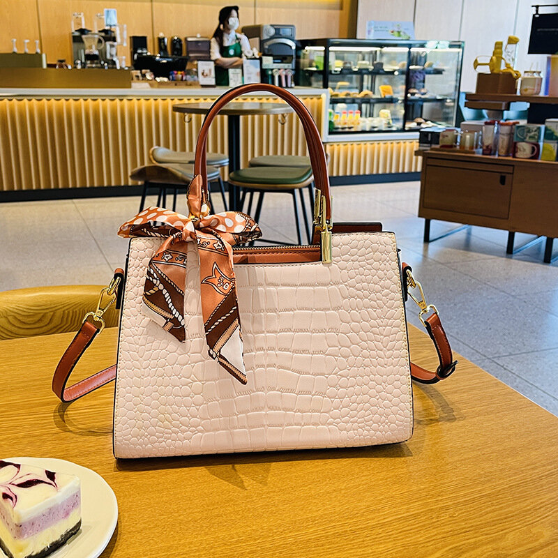 Сумка мессенджер