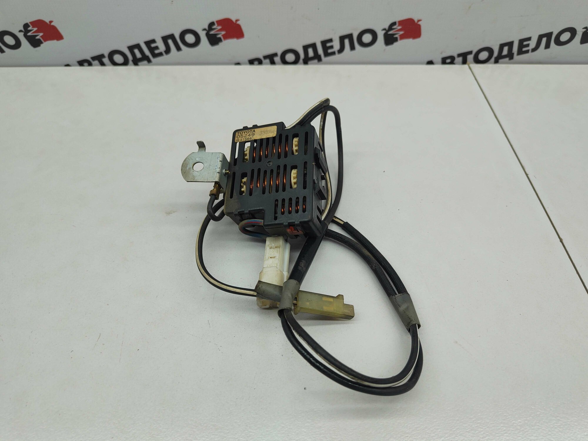 Реле обогрева стекла Toyota Carina T190 1993г