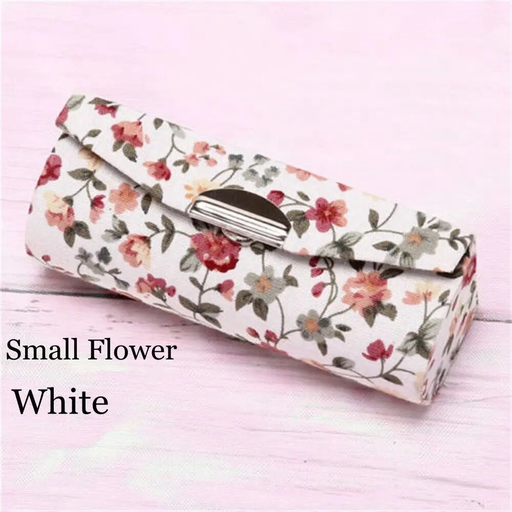 Чехол для помады ретро Small Flower White
