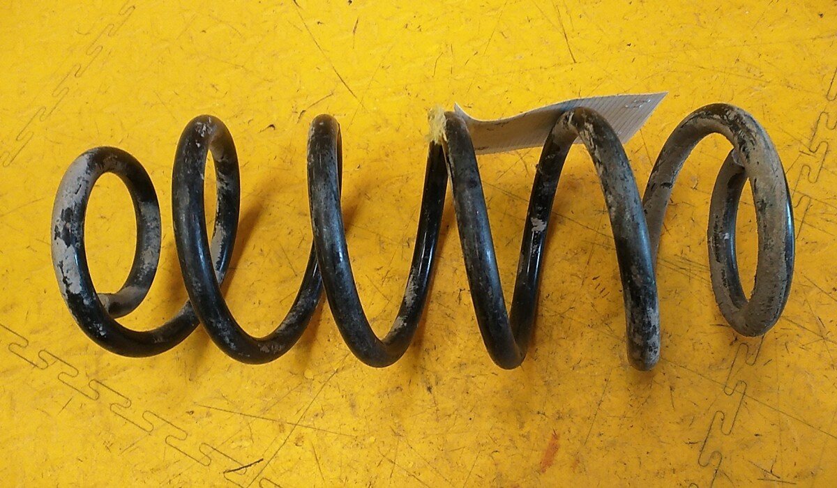 Пружина передняя A6 (C5) Audi