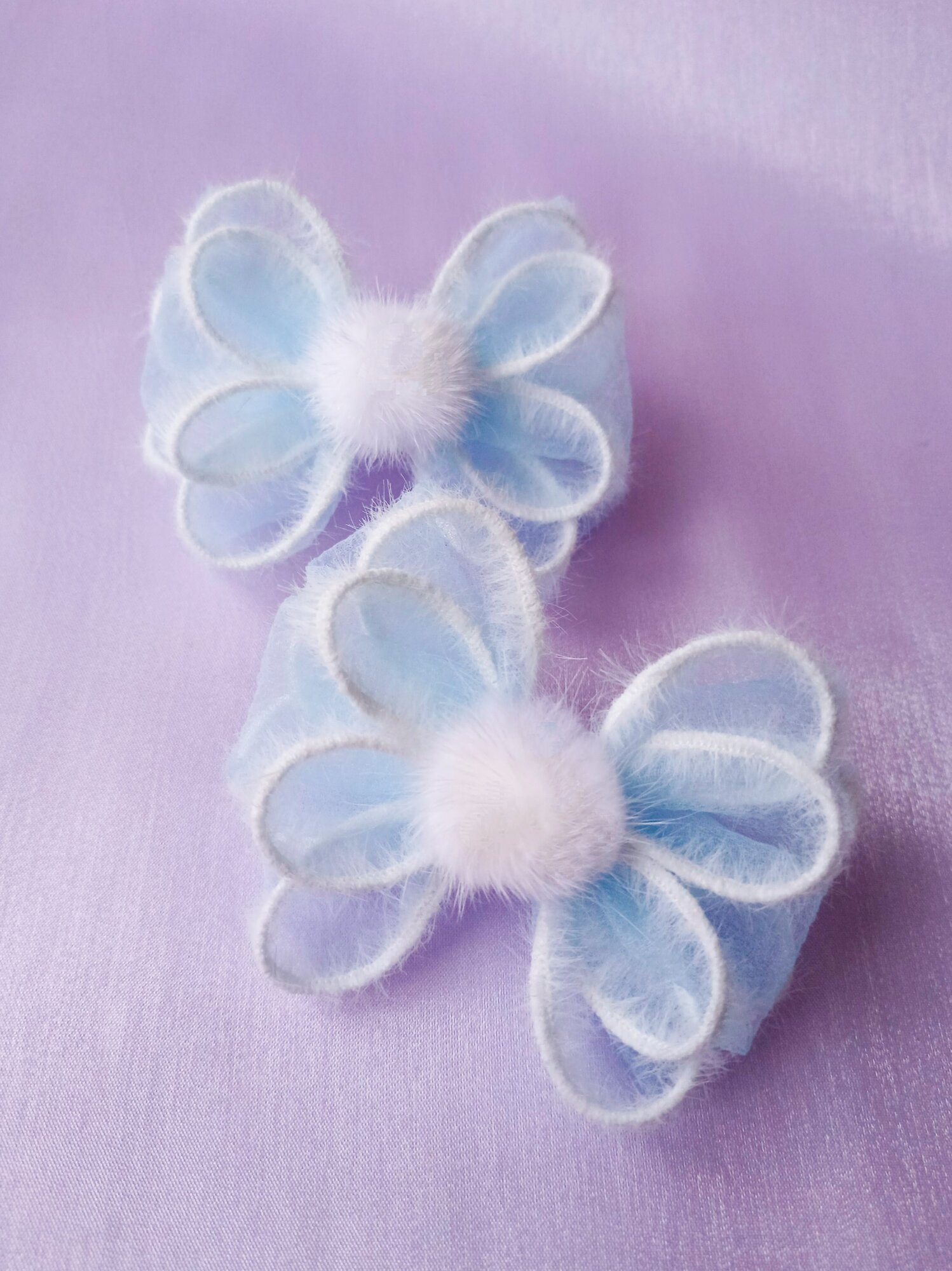 Банты "Пушистик", для девочек, голубые, с натуральным мехом, 2 шт.