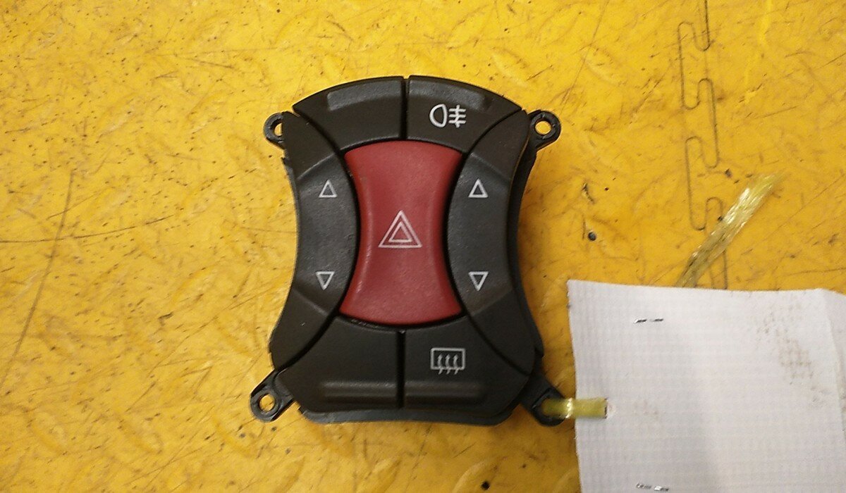 Блок кнопок/Fiat/Doblo, ОЭМ:7354087980,7354087980E, аварийная, ст/под, обогрев, ПТФ, б/у