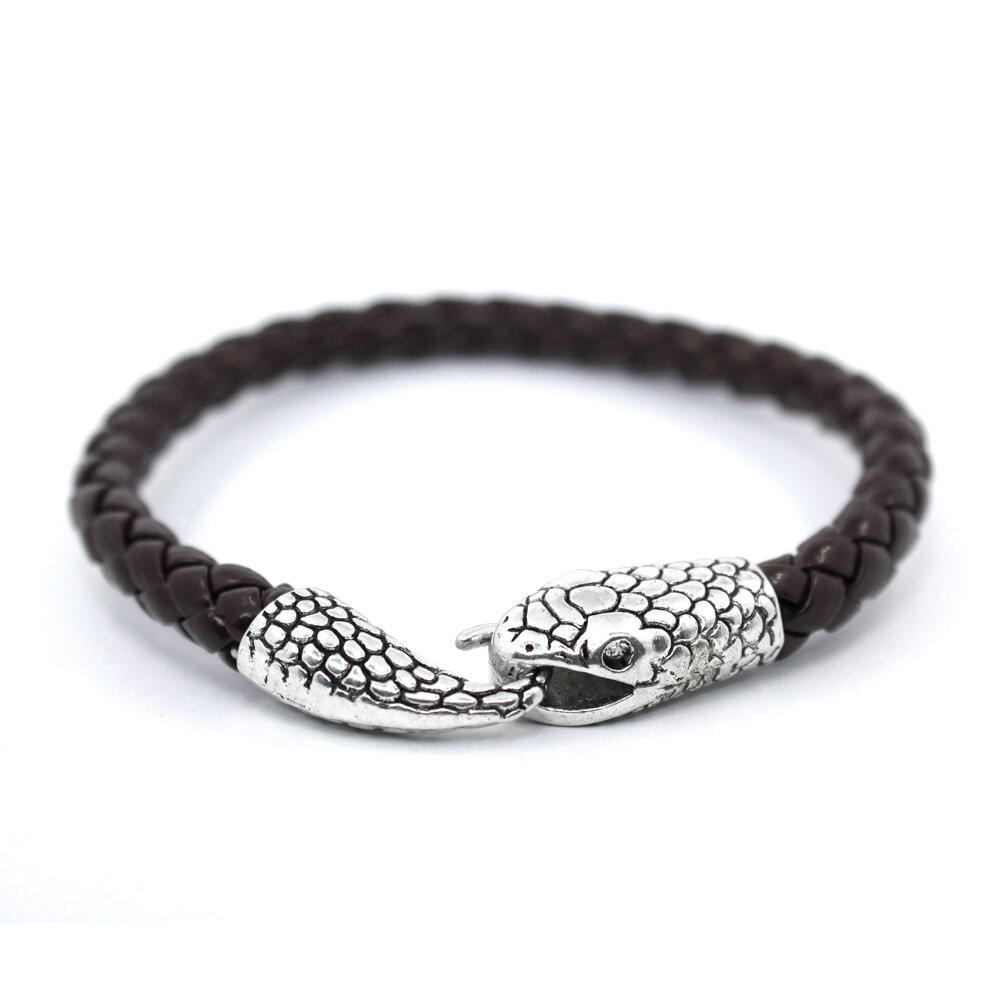 Плетеный браслет