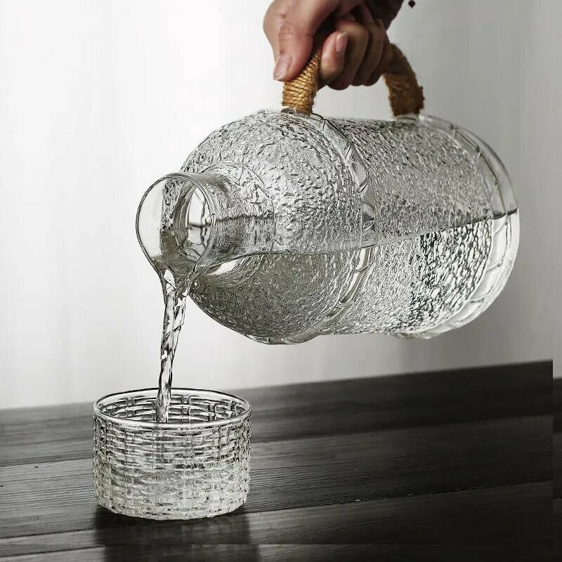 Цилиндрический кувшин из закаленного стекла с крышкой, объем 2.4 л — фото 1