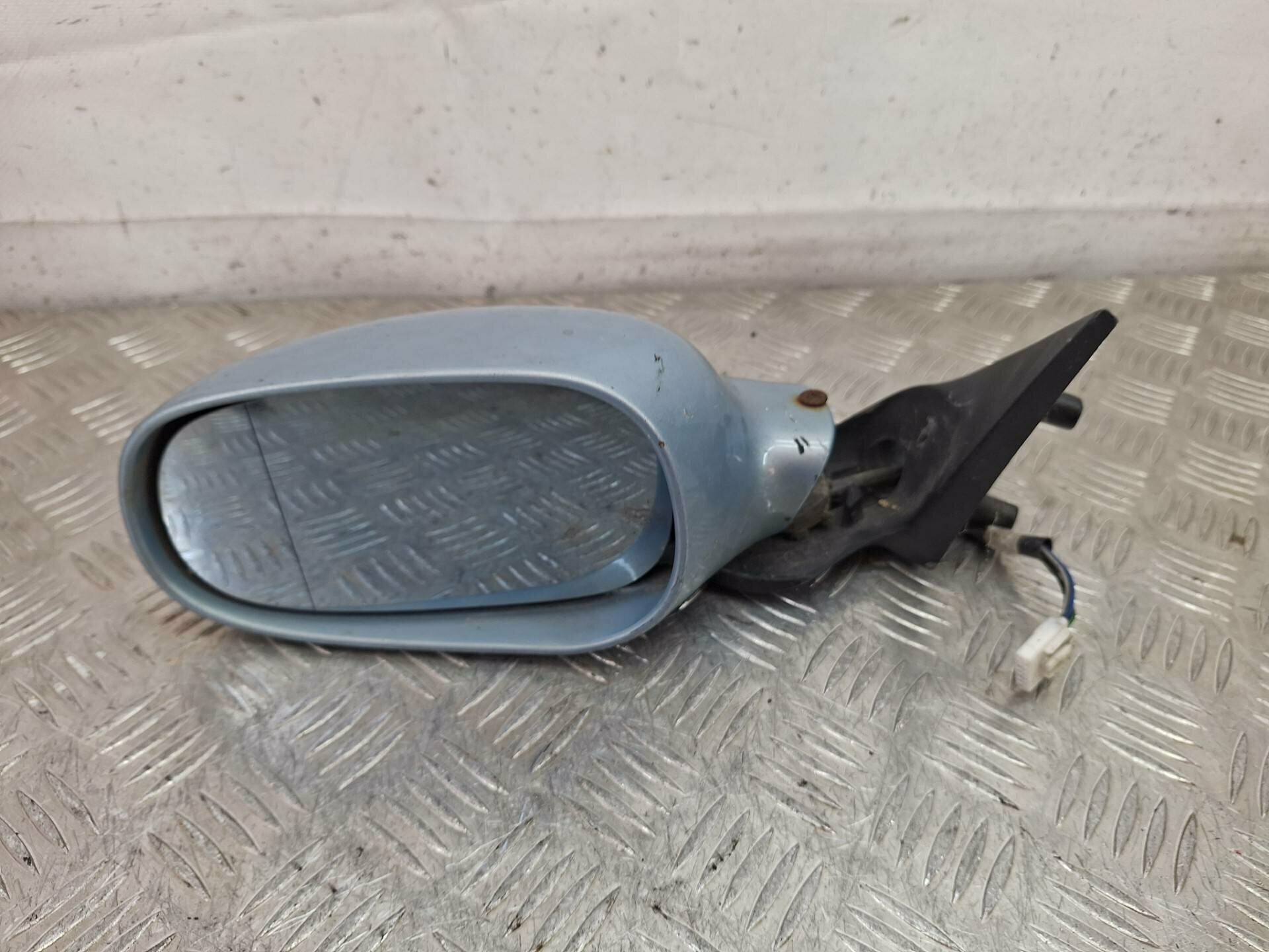 Зеркало наружное левое Lancia Lybra 2000